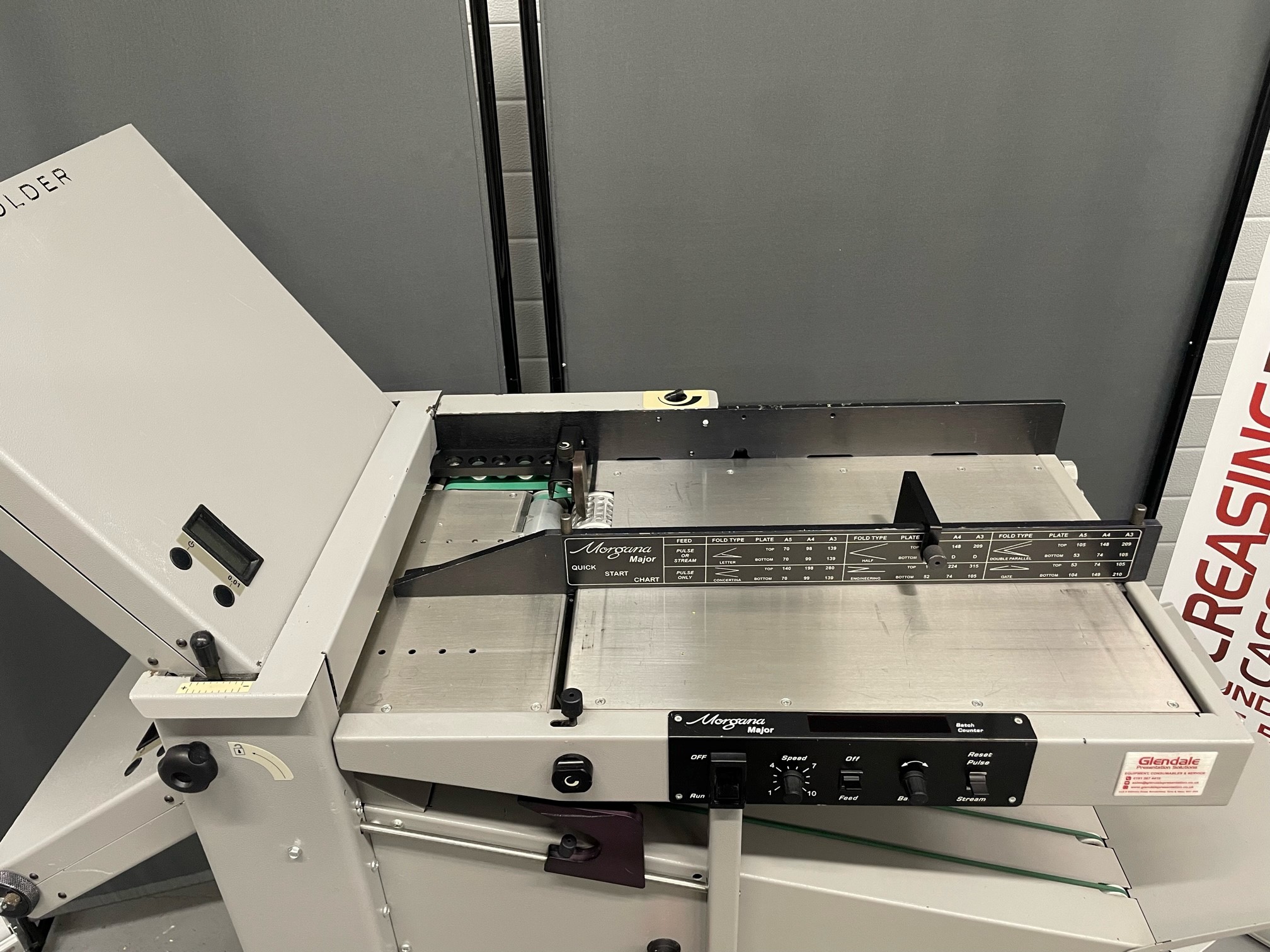 Morgana Major Folder - Glendale Presentation Solutions