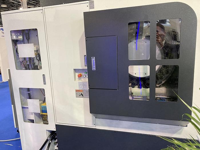 Used 2017 TAKUMI G700 Graphite 3 axis machining center (ex DEMO machine ...