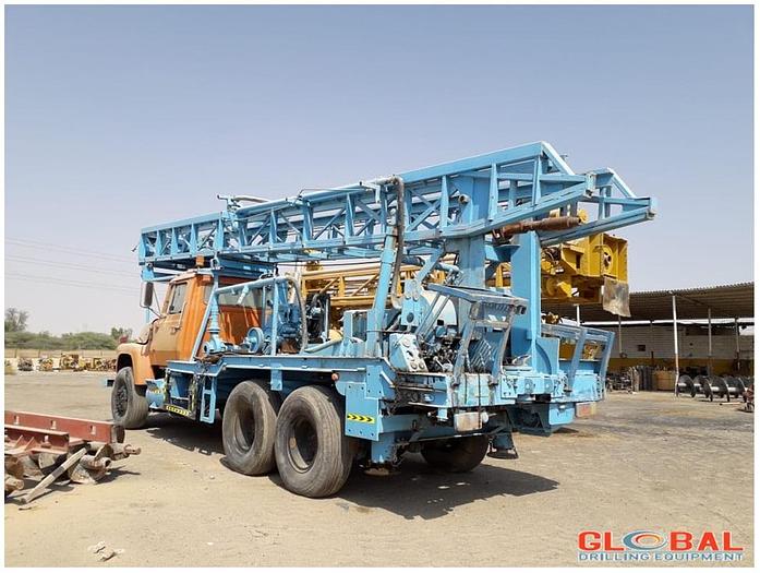 Used Item 0760 : 1976 Speedstar / Ford Water Well Drill Truck for ...