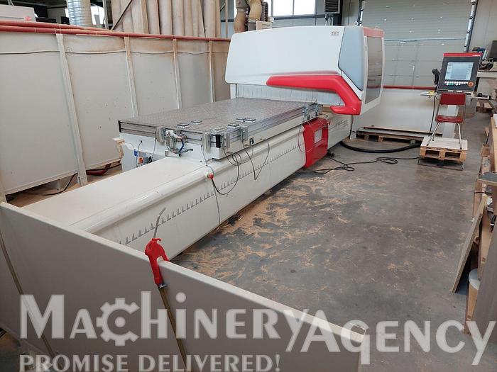 Used CNC center SCM PRATIX Z2 27 A, 2014 for Sale at MachineryAgency