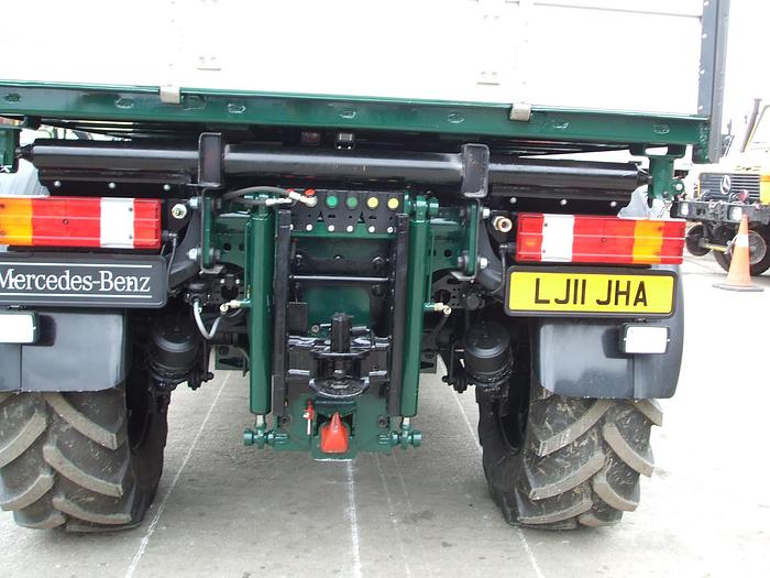 New UNIMOG UGN PICK UP HITCH for Sale in Ingleton, United Kingdom