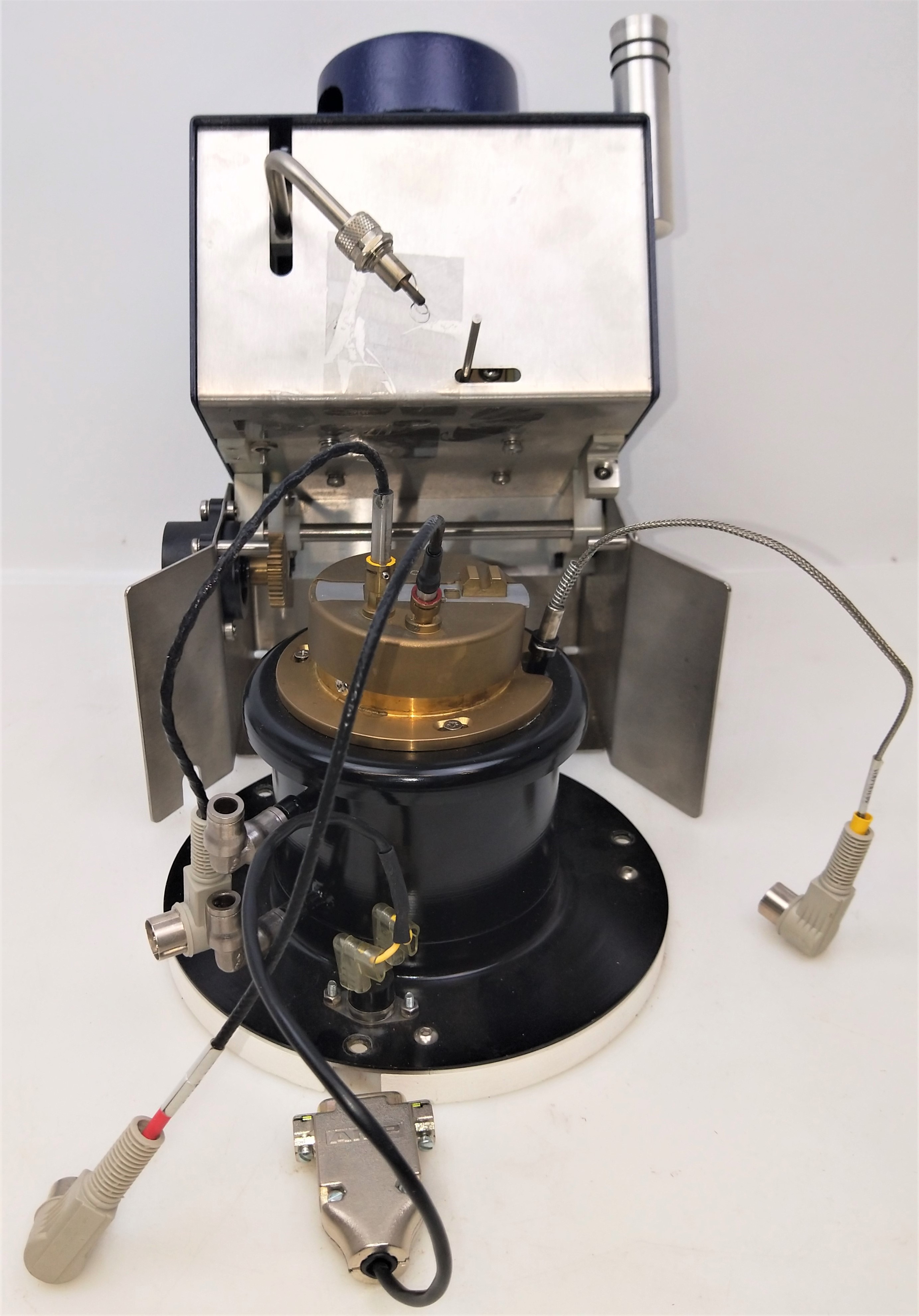 使用的Stanhope-Steta Multiflash 34000-0闪点测试仪在Chemistry RG Consultant Inc出售 ...