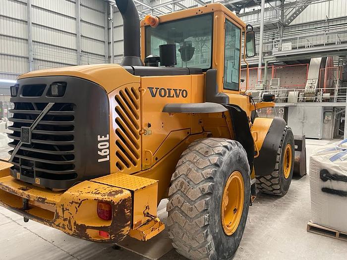 Used VOLVO L60E 2004 Identificación L60EV1742 for Sale in Italy