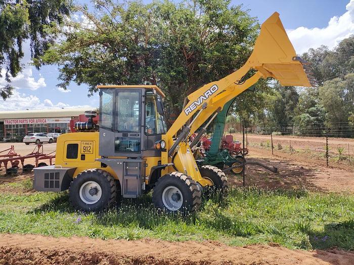 New Revaro Trex 912 Frontend Loaded for Sale in Randvaal, South Africa