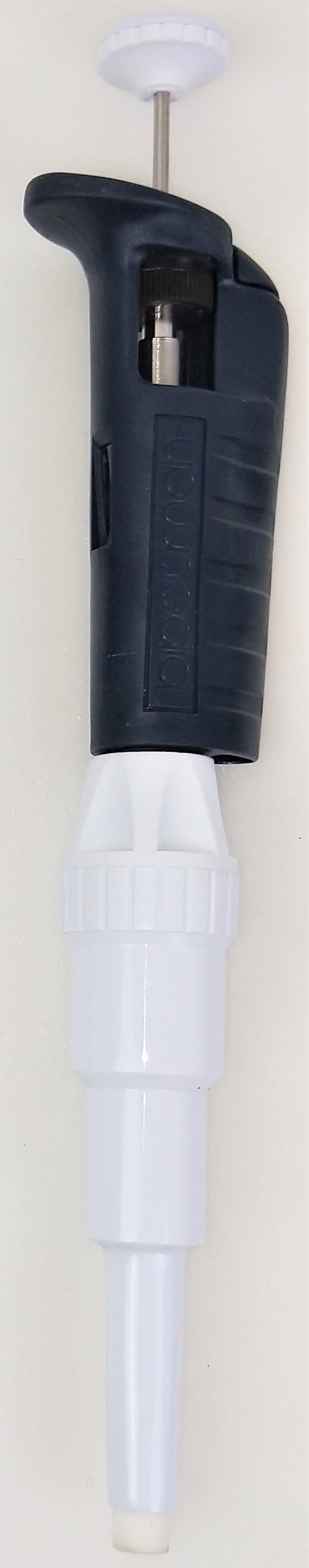 Used Gilson Pipetman Classic P5000 Pipettor - 1000 to 5000 µL for Sale ...