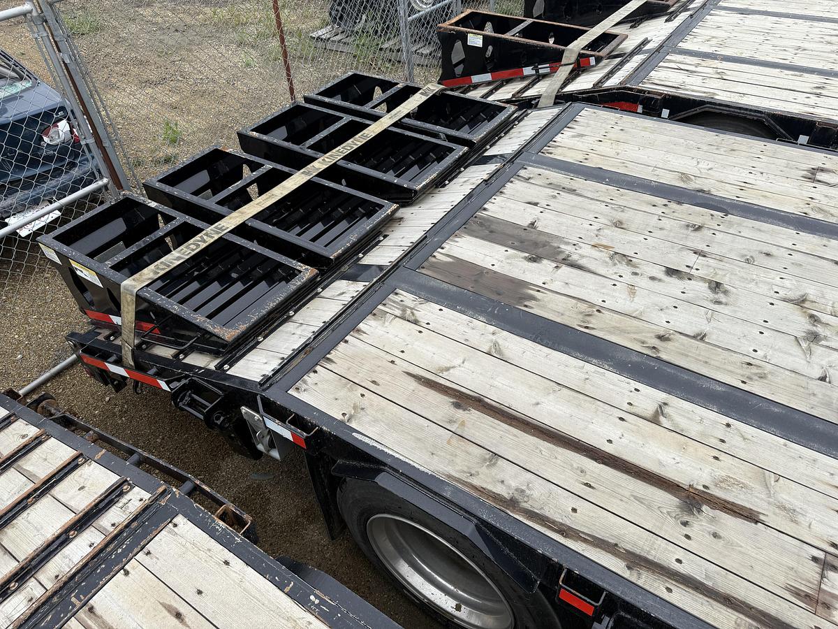 Used 2024 Lode King 53' Tridem Step Deck with Ramps for Sale in Spruce ...