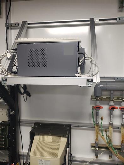 Used 1996 Applied Materials 5200 Centura Dry Etch Cluster Tool for ...