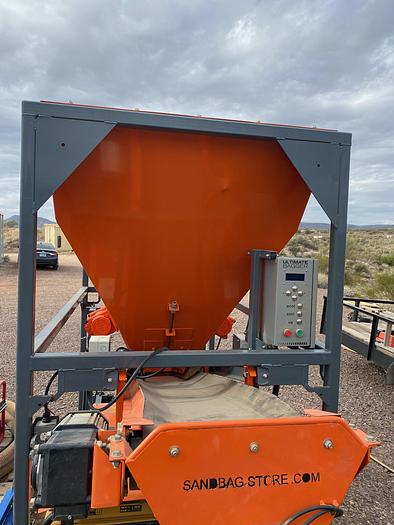 Used Sold 2020 ULTIMATE BAGGER UR00LB at Grinder Crusher Screen