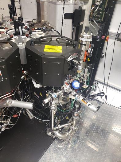 Used 1996 Applied Materials 5200 Centura Dry Etch Cluster Tool for ...