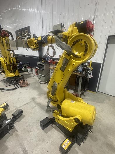 FANUC R-2000IC/165F 6 AXIS ROBOT WITH R-30iB FOR SALE