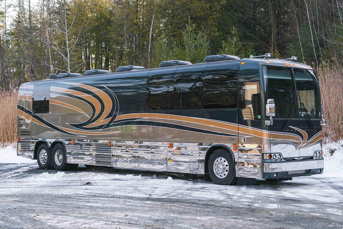 Used 2008 PREVOST XLII for Sale in Tennessee