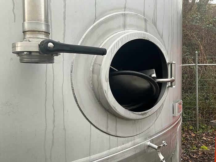 Used 2004 RIEGER s/s vertical storage tank 83.500 L for sale for Sa...