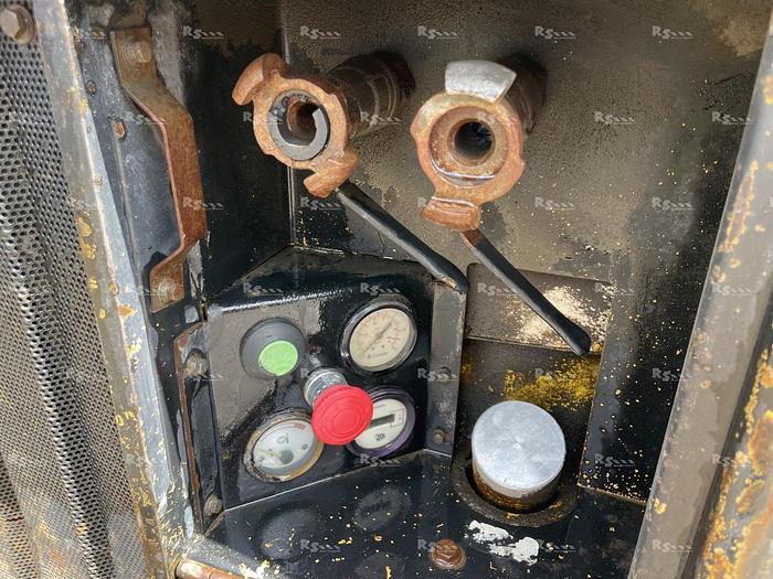 Used JCB 2CX AIRMASTER for Sale in Luton, United Kingdom