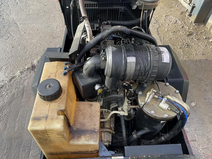 Used DOOSAN 7/31E for Sale in Luton, United Kingdom