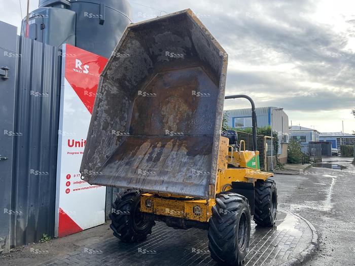 Used THWAITES 6 TONNE SWIVEL for Sale in Luton, United Kingdom