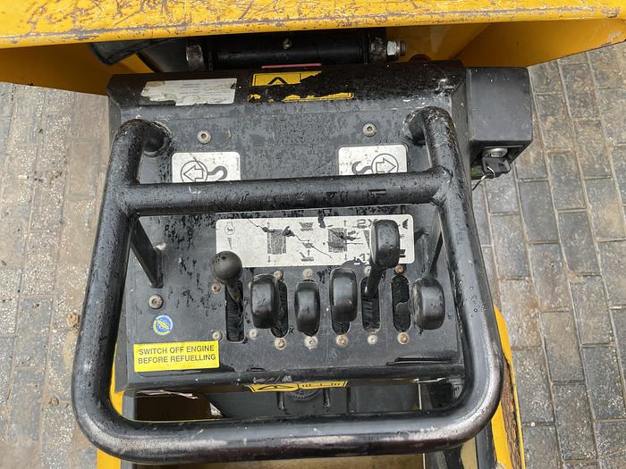 Used JCB HTD5 DUMPSTER for Sale in Luton, United Kingdom