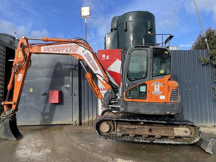 Used DOOSAN DX85 for Sale in Luton, United Kingdom