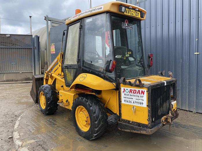 Used JCB 2CX AIRMASTER for Sale in Luton, United Kingdom