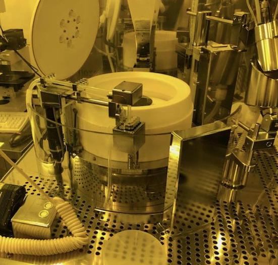 Used EVG 101 Spray Coating System for Sale at Tara Semiconductor Te...