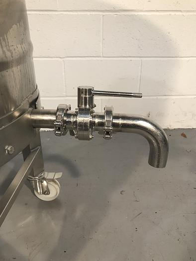 Used Sold 200L Tank at GlobePack Equipment