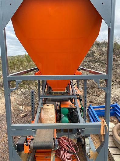 Used Sold 2020 ULTIMATE BAGGER UR00LB at Grinder Crusher Screen
