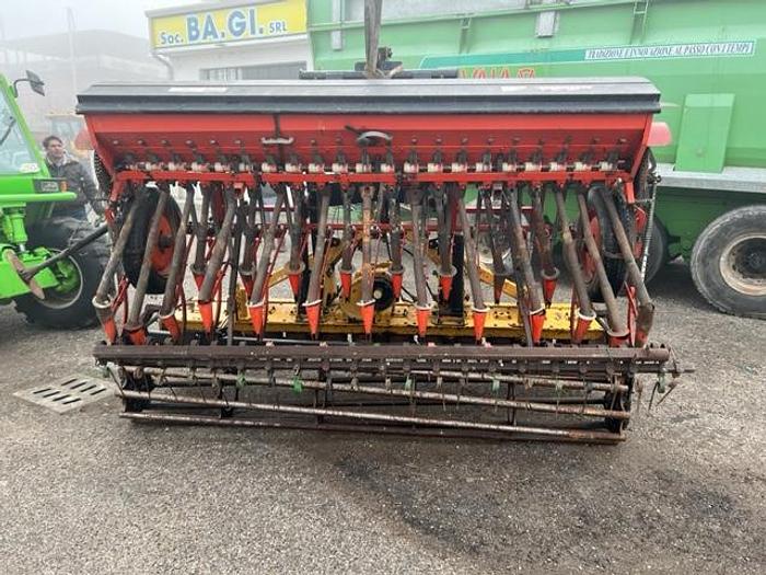 Usato Combinata con erpice Alpego 3m e seminatrice in vendita presso ...