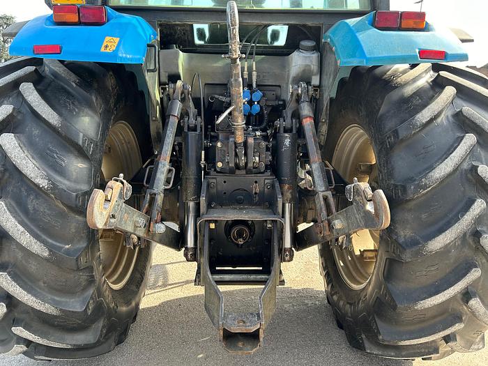 Usato Landini Legend Techno 130- cilindri 6 - 45 Km h in vendita presso ...