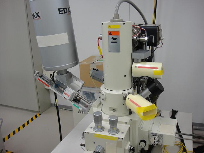 Used 1994 Hitachi S 4500 Scanning Electron Microscope with EDX for ...