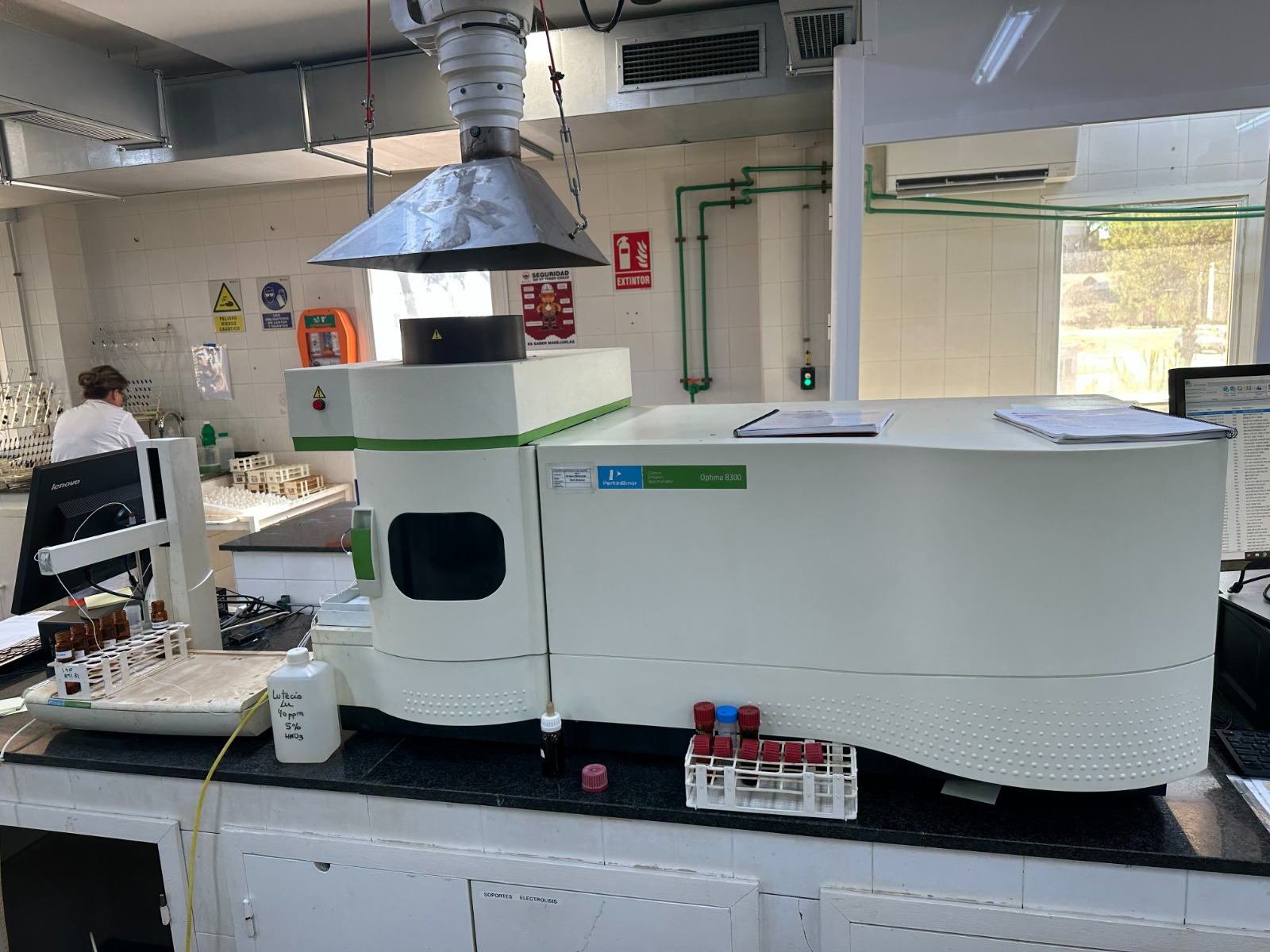 Used 2017 Perkin Elmer 8300 ICP OES Optical Emission Spectrometer f...