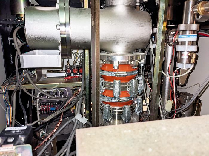 Used 1998 Hitachi S 5000 Field Emission Scanning Electron Microscop...