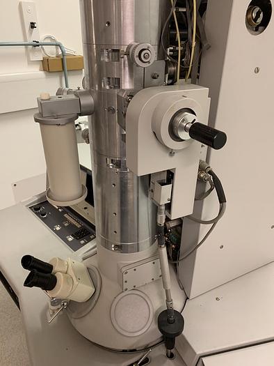 Used Hitachi H600 Transmitted Electron Microscope TEM Lab for Sale ...