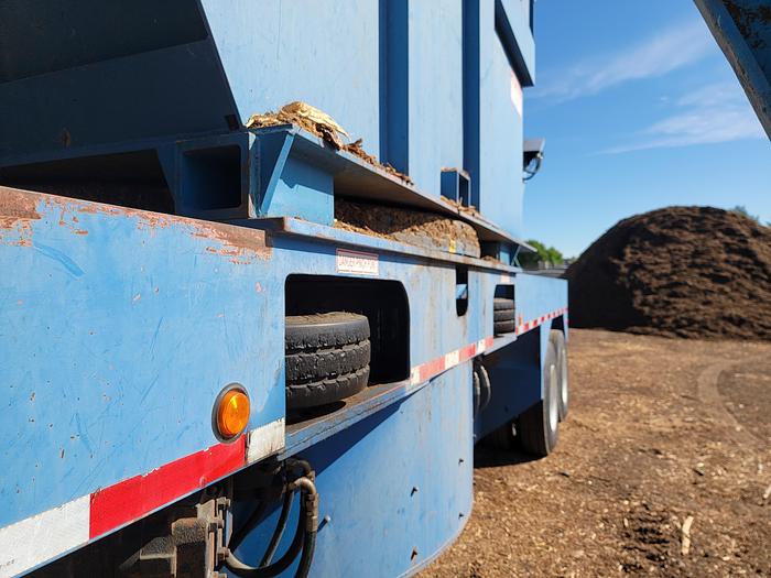 Used 2016 UNIVERSAL REFINER RMAG 92 for Sale at Grinder Crusher Screen