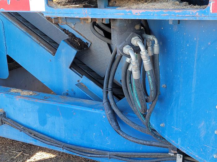 Used 2016 UNIVERSAL REFINER RMAG 92 for Sale at Grinder Crusher Screen