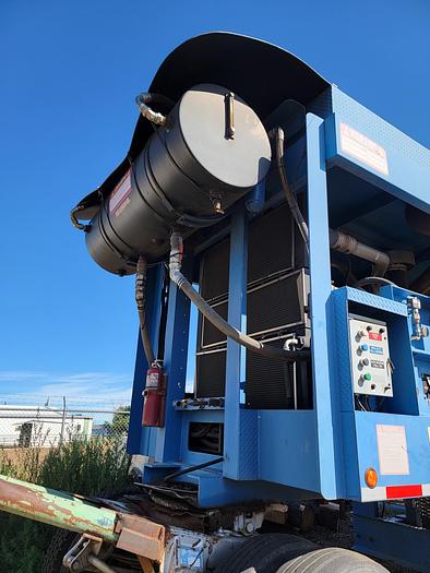 Used 2016 UNIVERSAL REFINER RMAG 92 for Sale at Grinder Crusher Screen