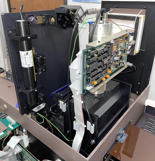 Used KLA-TENCOR Surfscan Un-Patterned Wafer Surface Inspection for ...